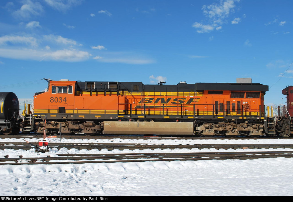 BNSF 8034
